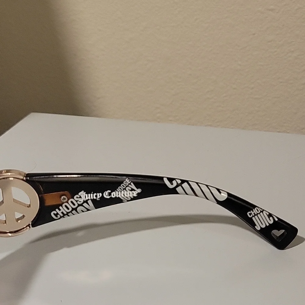 Juicy Couture | Accessories | Juicy Couture Limited Edition Peace Sign ...